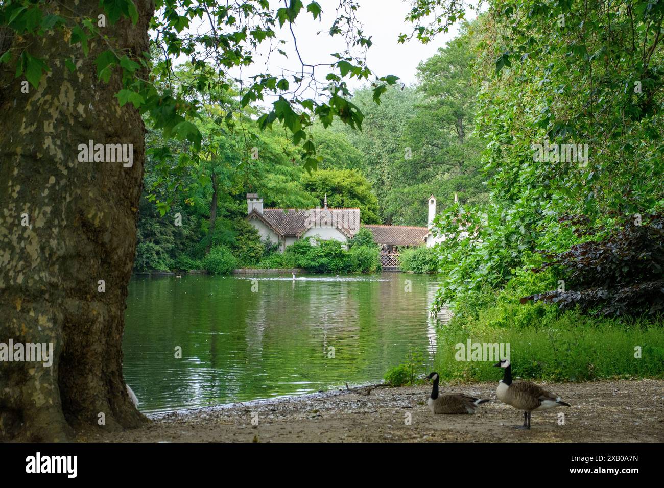 London places, parks, landmarks, green spaces and wildlife Stock Photo ...