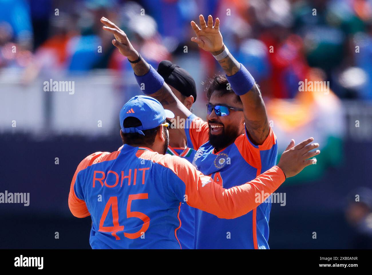 Rohit sharma t20 world cup 2024 hi-res stock photography and images - Alamy
