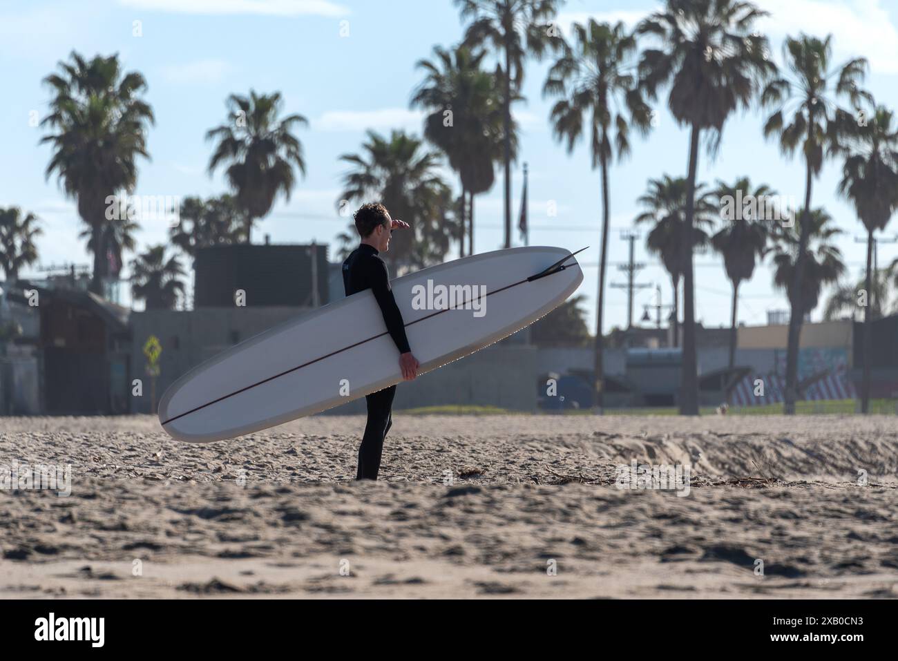 Profile photo of surfer hi-res stock photography and images - Alamy