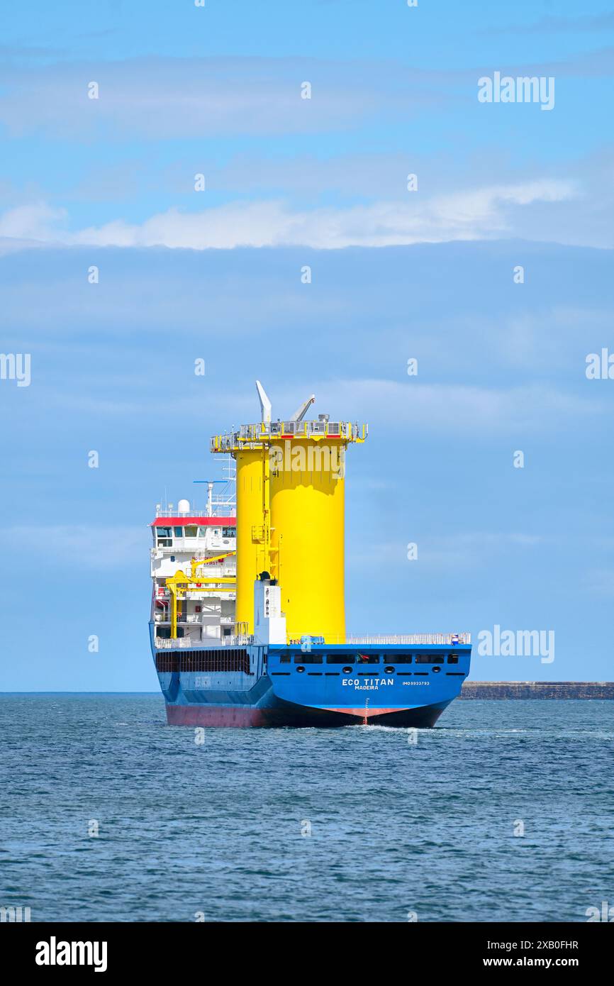 Ship ECO TITAN delivering wind turbine base parts manufactured at ...