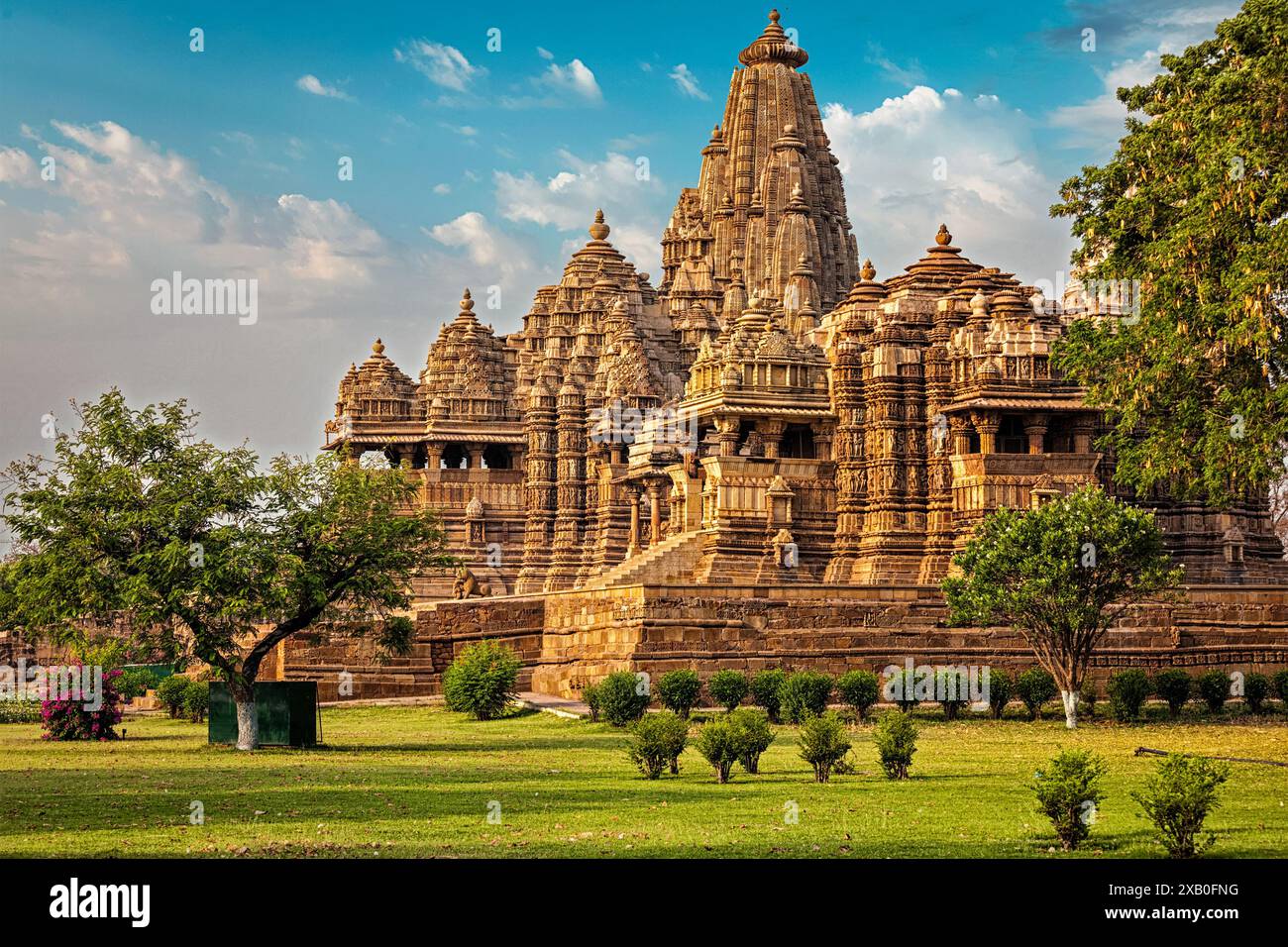 Famous indian Madhya Pradesh tourist landmark - Kandariya Mahadev ...