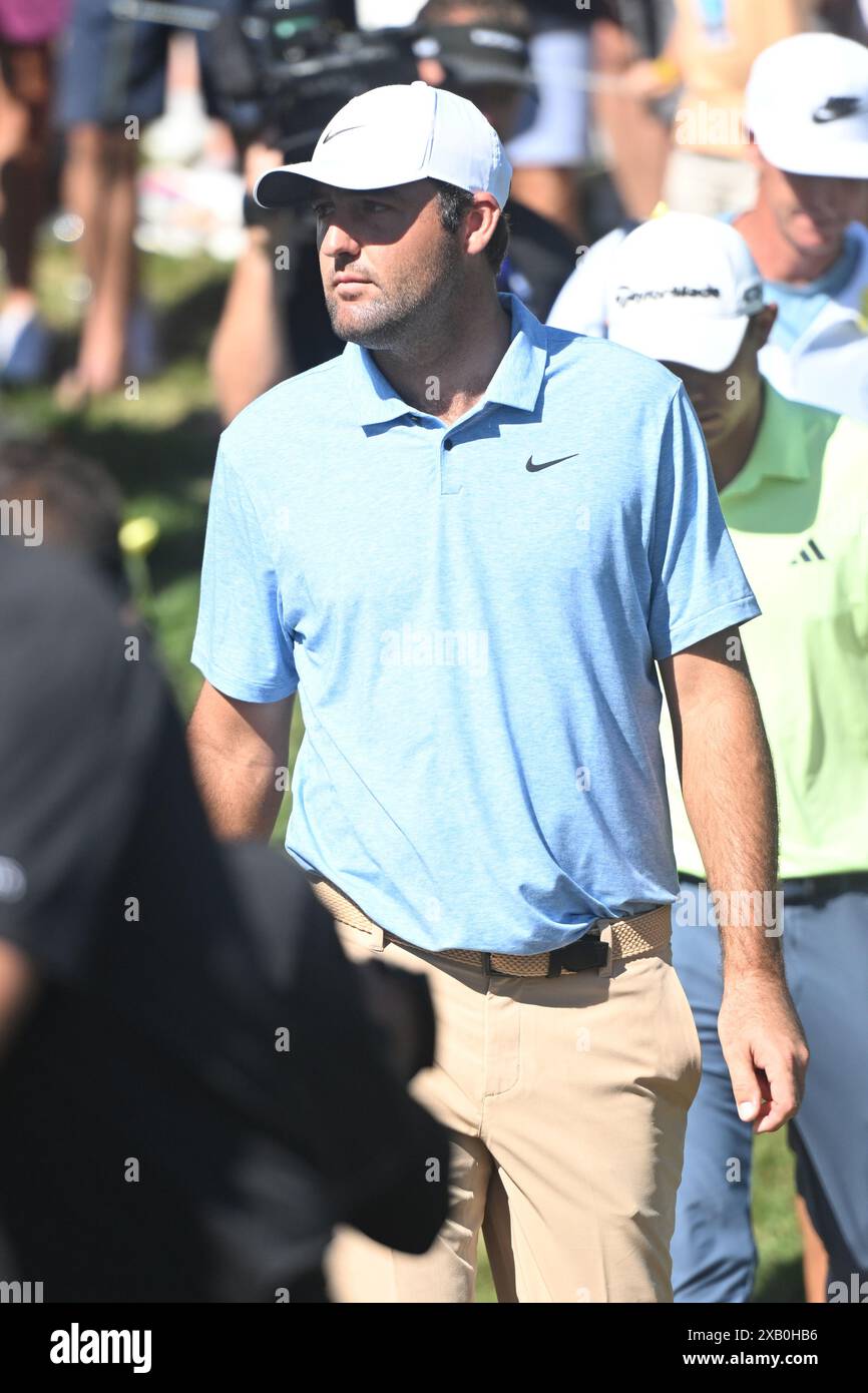 Dublin, Ohio, USA. 9th June, 2024. Scottie Scheffler (USA) en route to ...