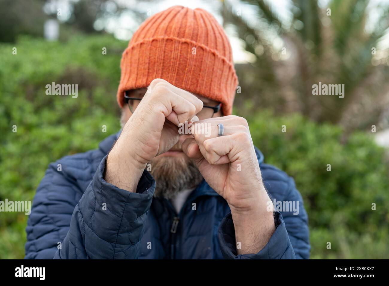 Hands workout hi-res stock photography and images - Alamy