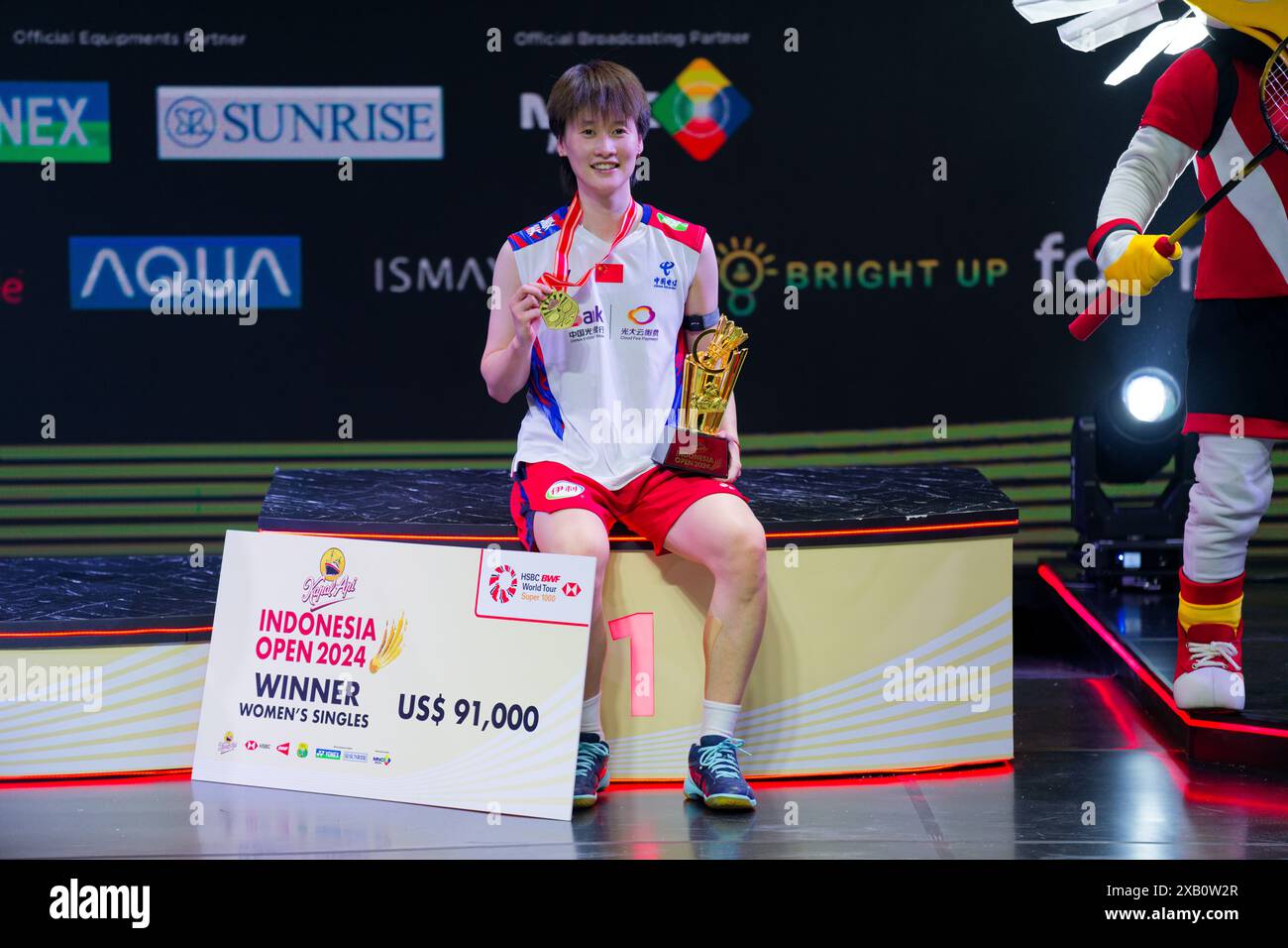 Jakarta, Indonesia. 09th June, 2024. Chen Yu Fei of China poses for a photo with the trophy on ...