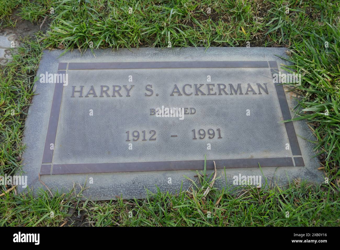 Harry ackerman hi-res stock photography and images - Alamy