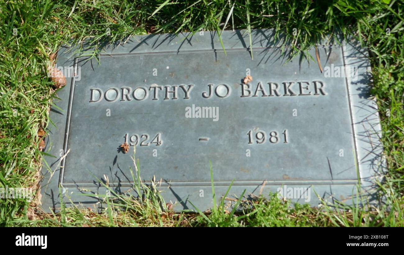Los Angeles, California, USA 6th June 2024 Television Personality Bob Barker Grave and wife ...