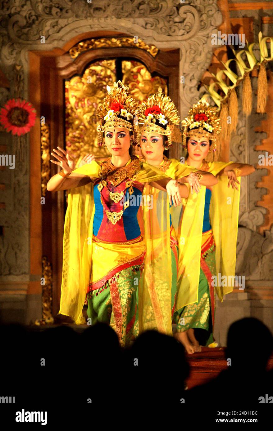 Performers during traditional Balinese legong and barong dance show at ...