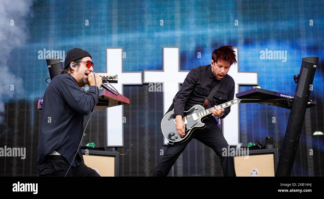 Nuremberg, Germany. 09th June, 2024. Chino Moreno (l) and Shaun Lopez ...