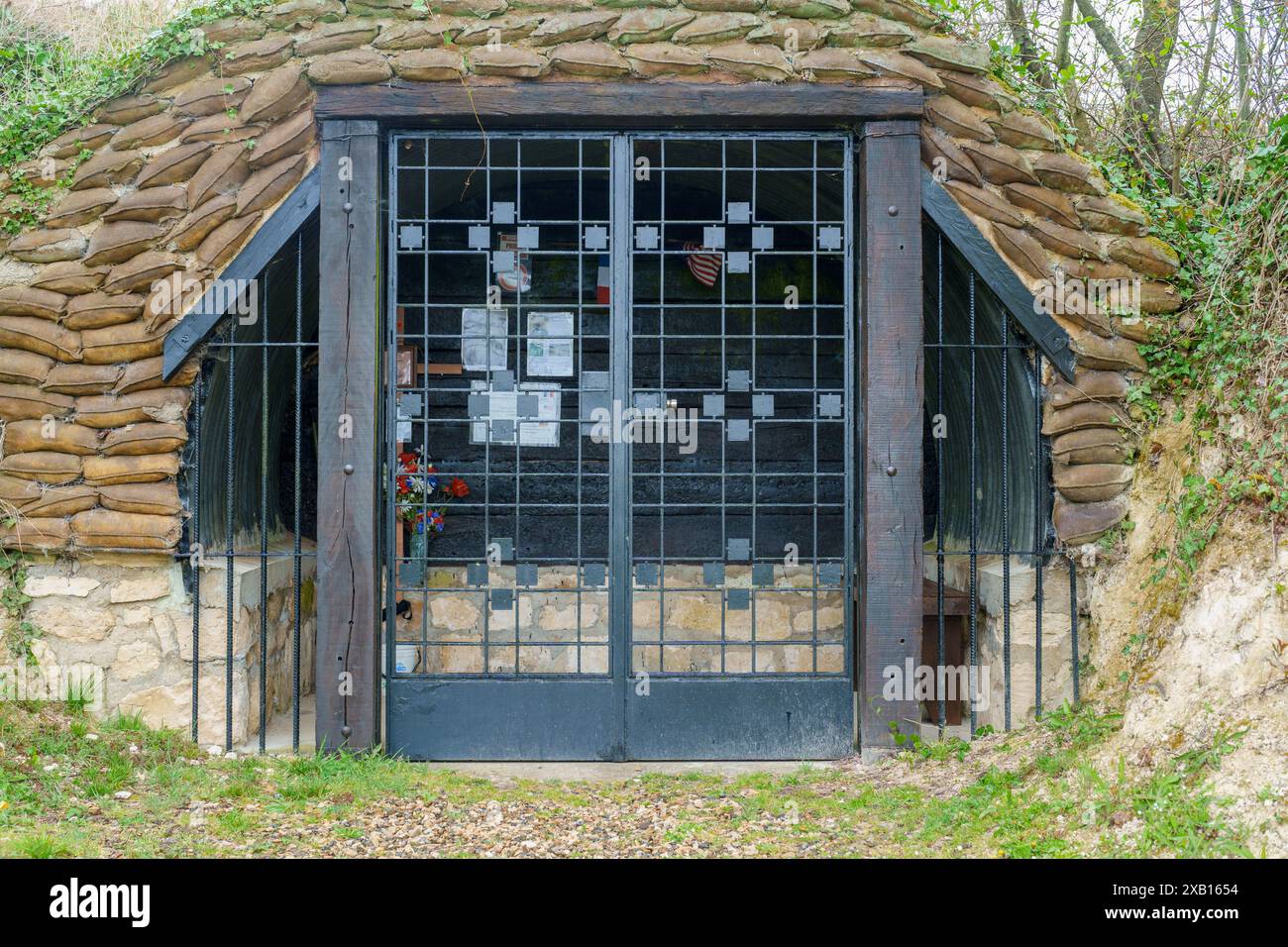 War memorial for the 26 U.S division Stock Photo - Alamy