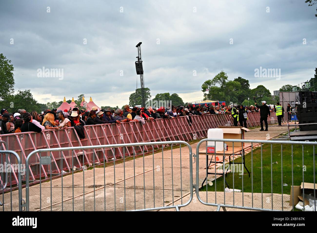 London, UK. 9th June, 2024. Thousands of Reggers fans attends the ...