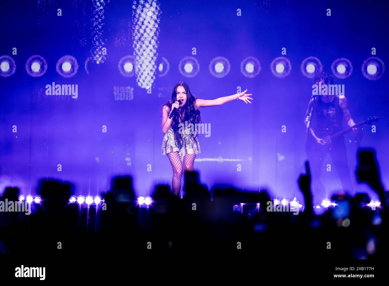 Olivia rodrigo guts tour hi-res stock photography and images - Alamy