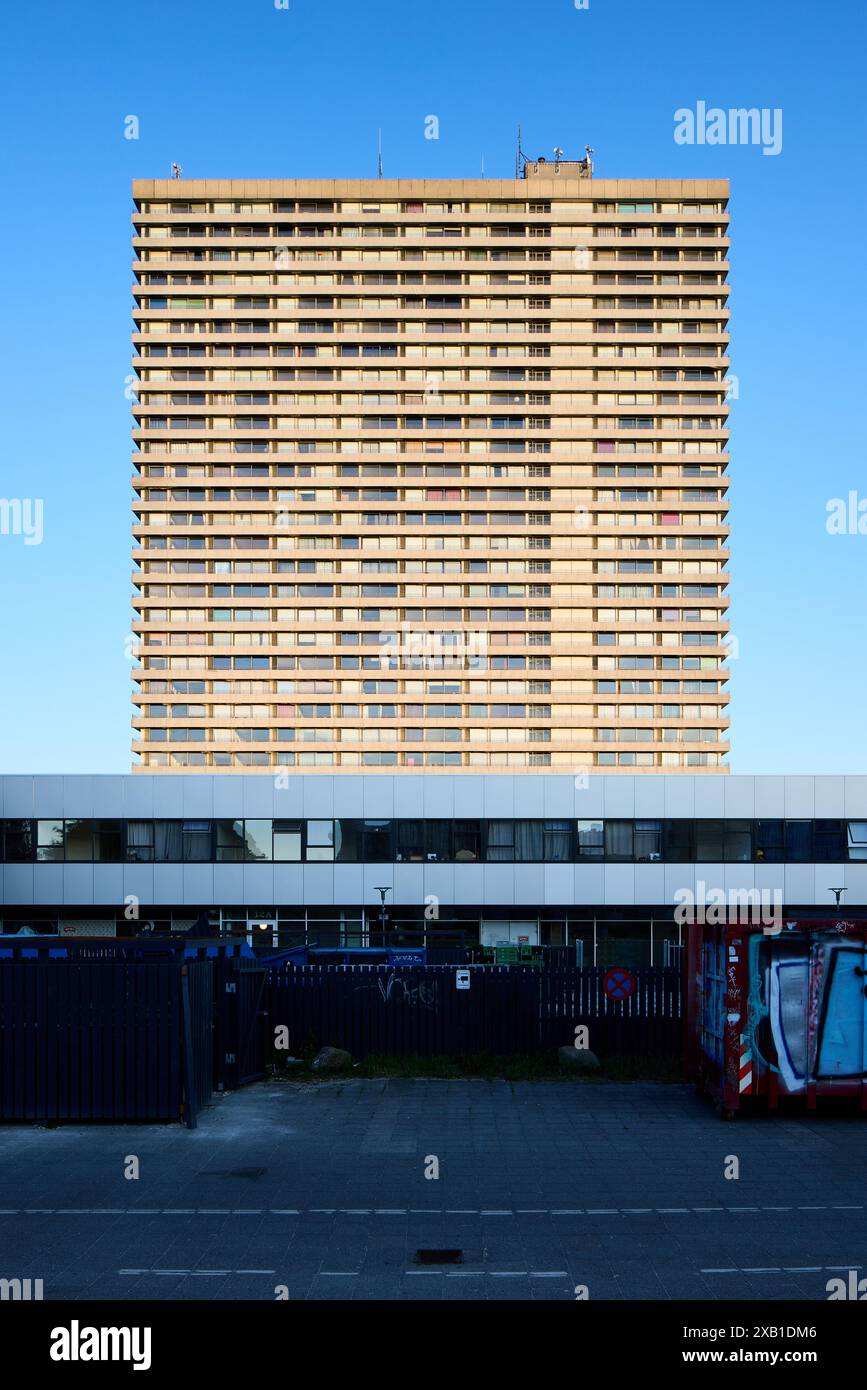 Domus Vista, designed by Ole Hagen, 1969; Nordens Plads, Frederiksberg ...