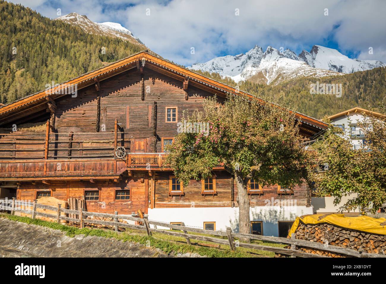 geography / travel, Austria, Tyrol, Obermauern, historic farm in ...