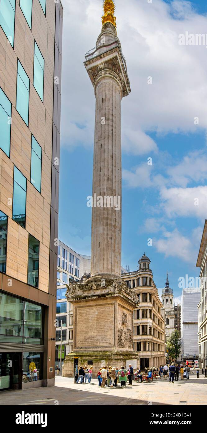 Monument to the Great Fire of London standing in Monument Square with ...
