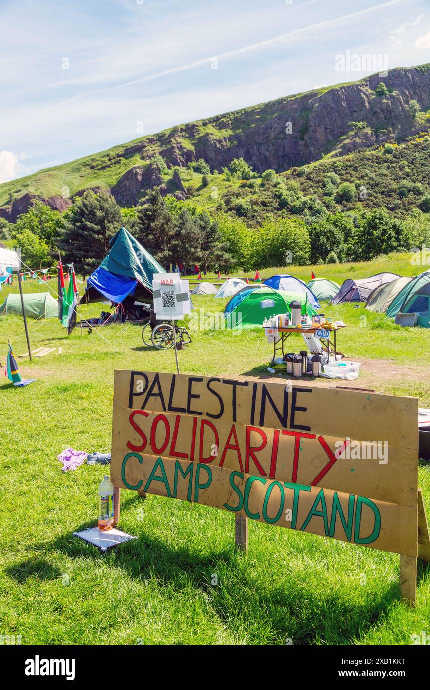 Palestine flag parliament hi-res stock photography and images - Alamy