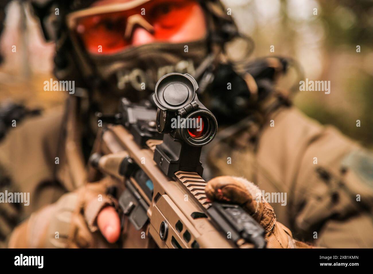 Einsatzkommando hi-res stock photography and images - Alamy