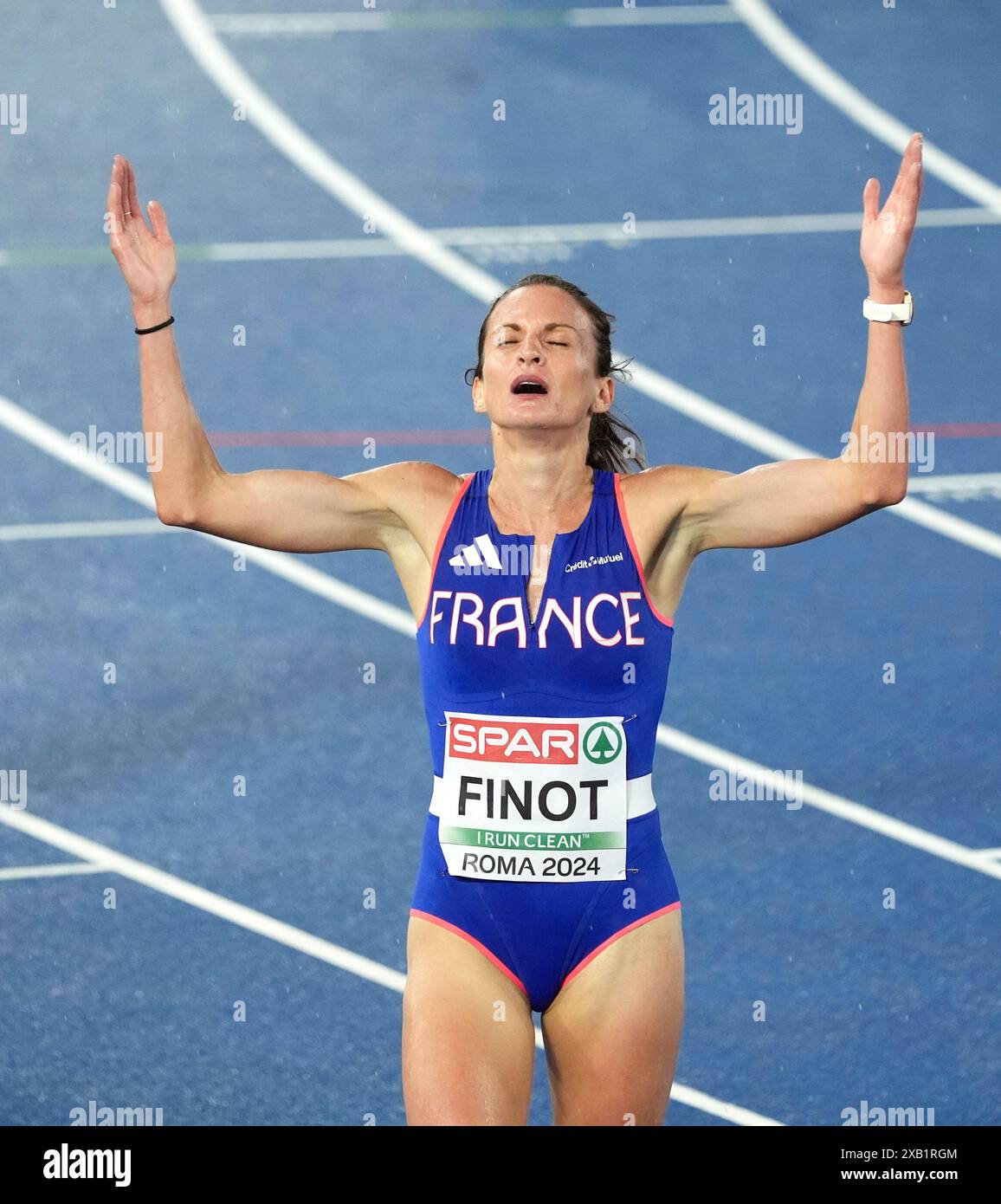 Alice Finot (FRA) celebrates her victory on 3000m steeple women during ...