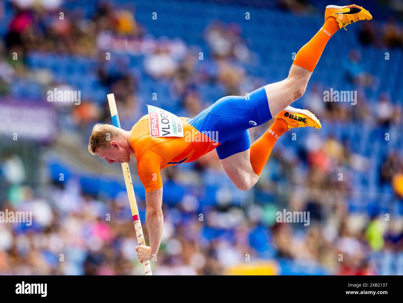 ROME - Menno Vloon in action in the pole vault event on the fourth day ...