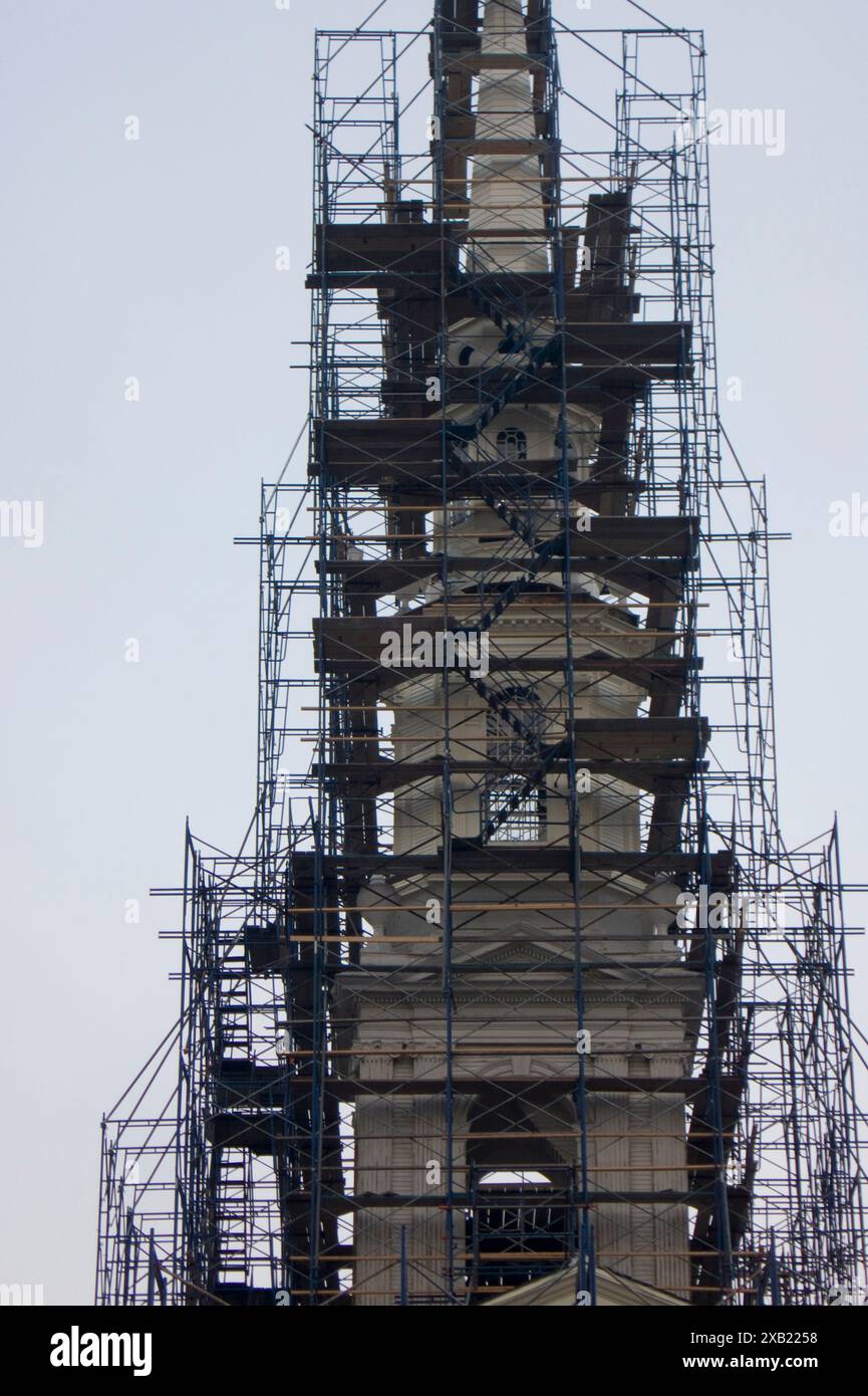 Scaffolding church spire construction hi-res stock photography and ...