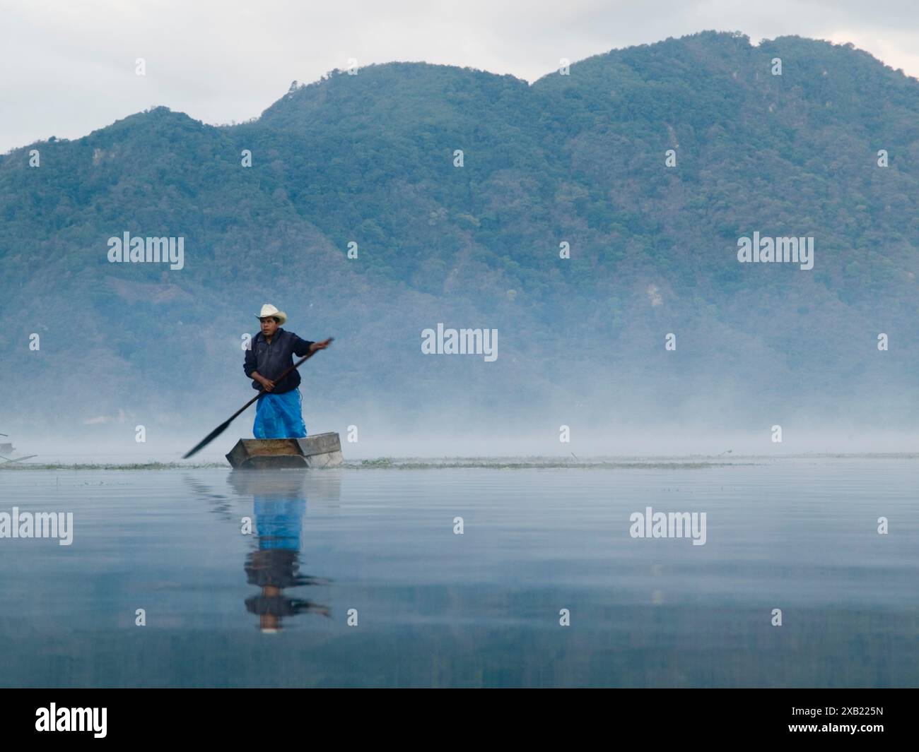 Surrounded by volcanoes hi-res stock photography and images - Alamy