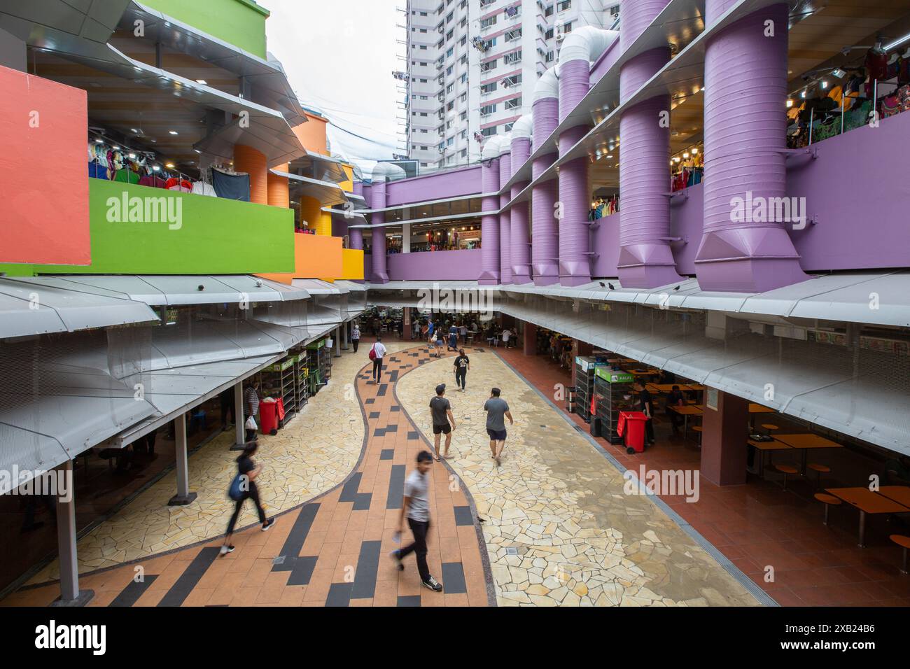 Ground floor shops hi-res stock photography and images - Alamy