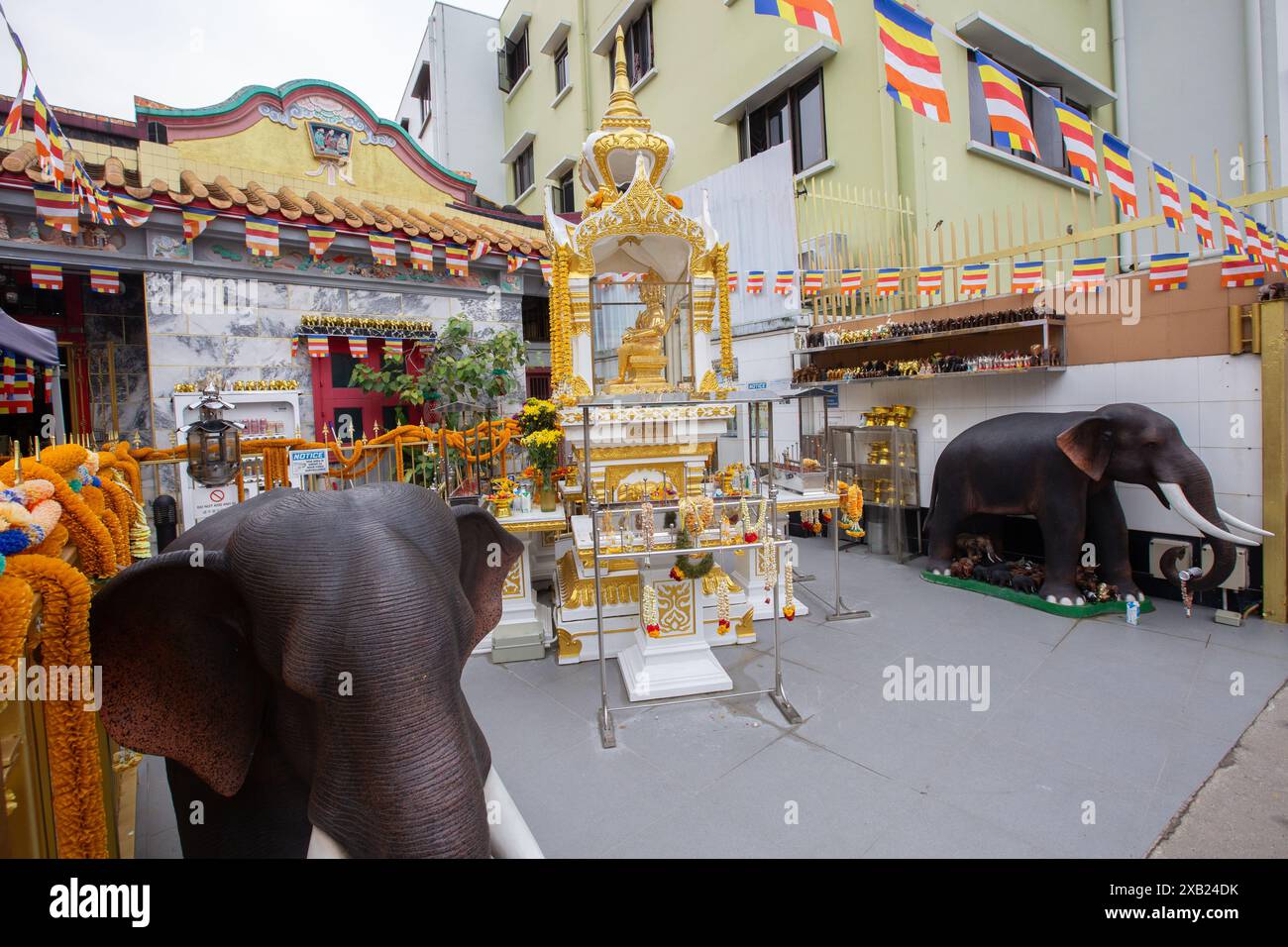 The famous statue of Phra Phrom shrine from Golden Mile Complex ...