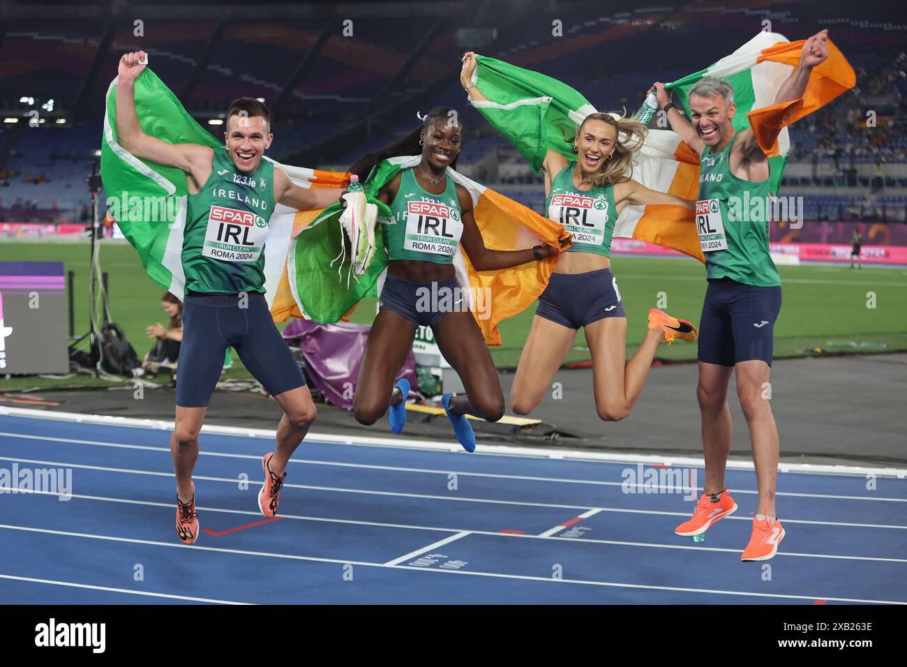 Sharlene mawdsley hi-res stock photography and images - Alamy