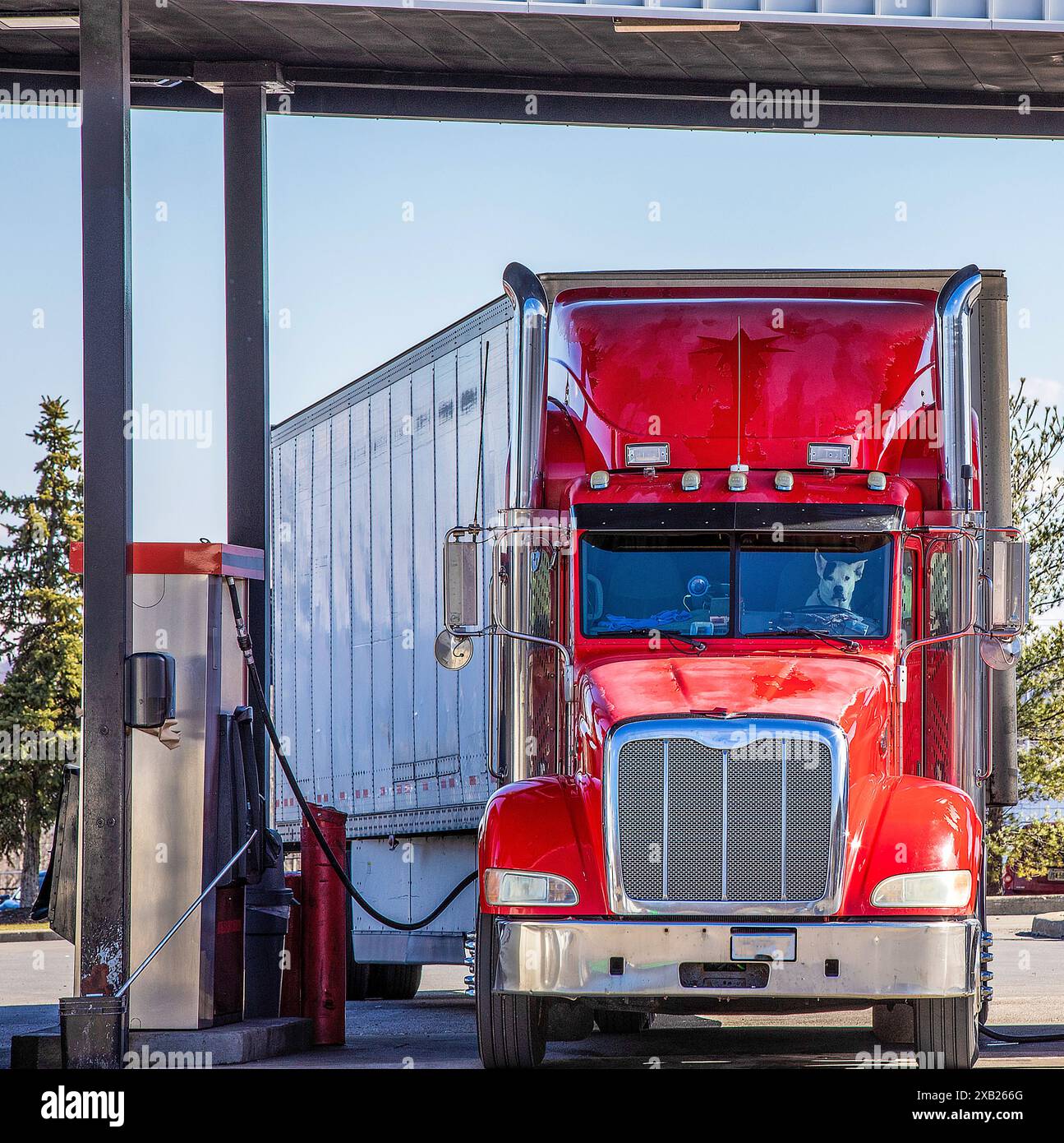 Truck stop and trucks in Ohio Stock Photo - Alamy