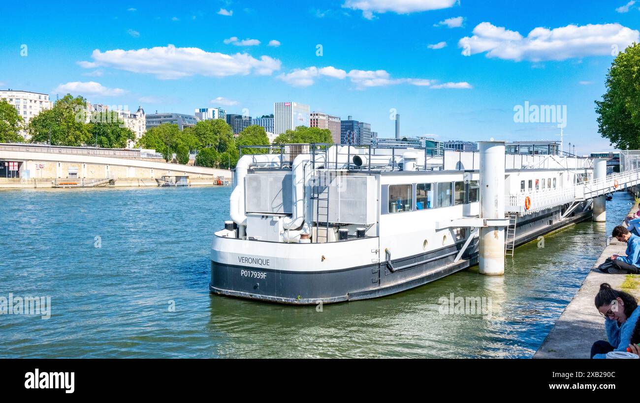 Paris, France, The ship for les relais du coeur (restaurant du coeur ...