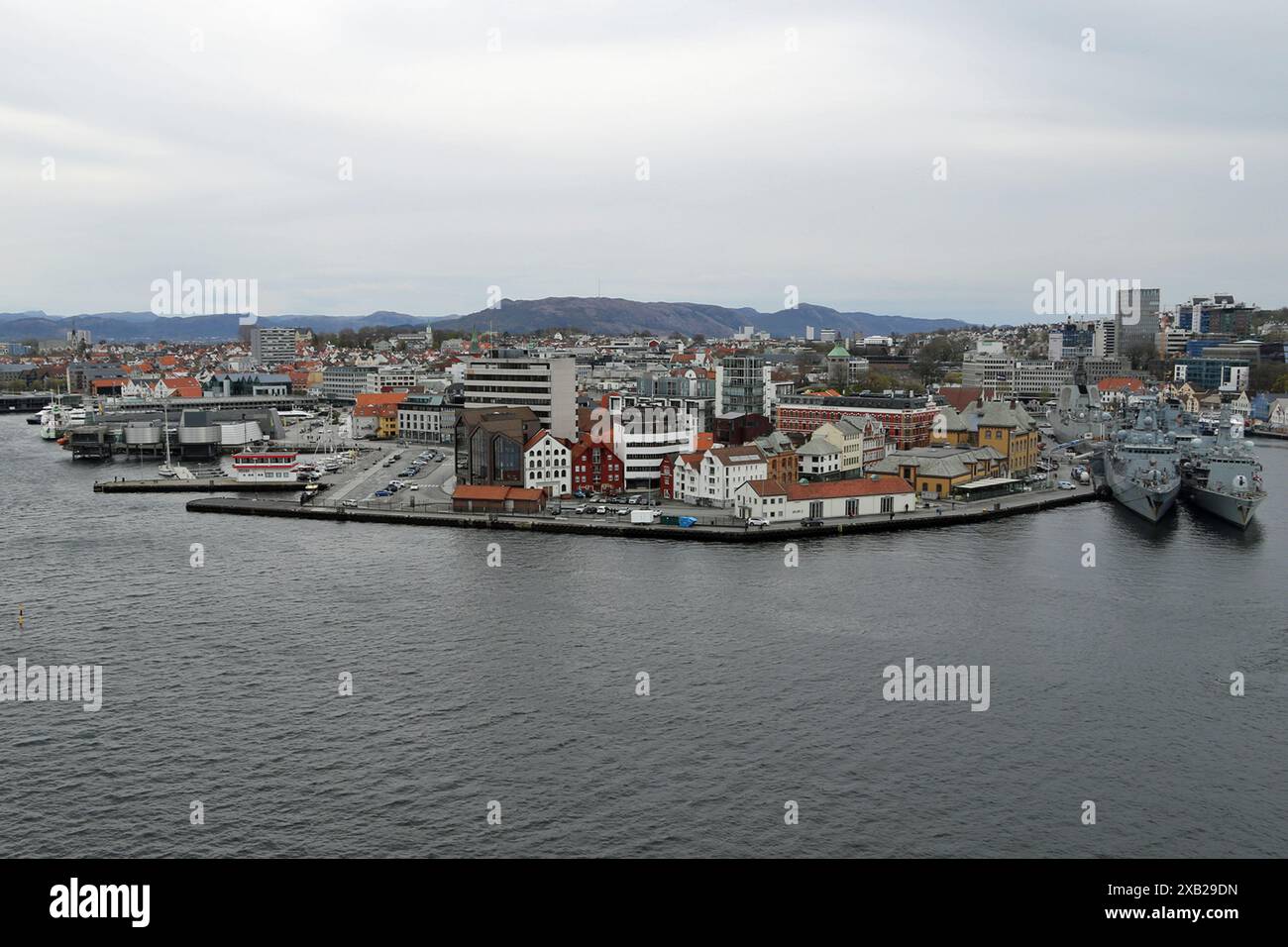The cruise port of Stavanger with ships from the Norwegian Navy docked ...
