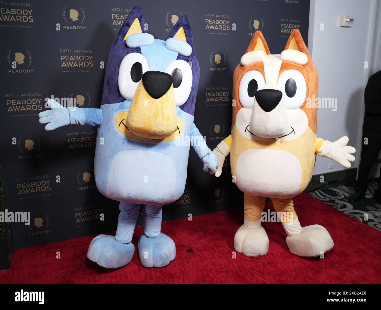 Bluey and bingo hi-res stock photography and images - Alamy