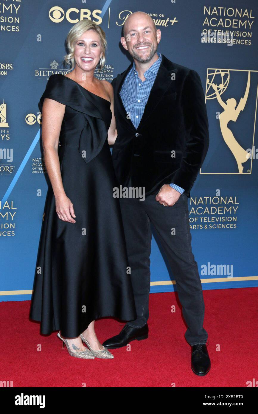 LOS ANGELES - JUN 8: Jenny Marrs, Dave Marrs arrives at the 51st Annual ...