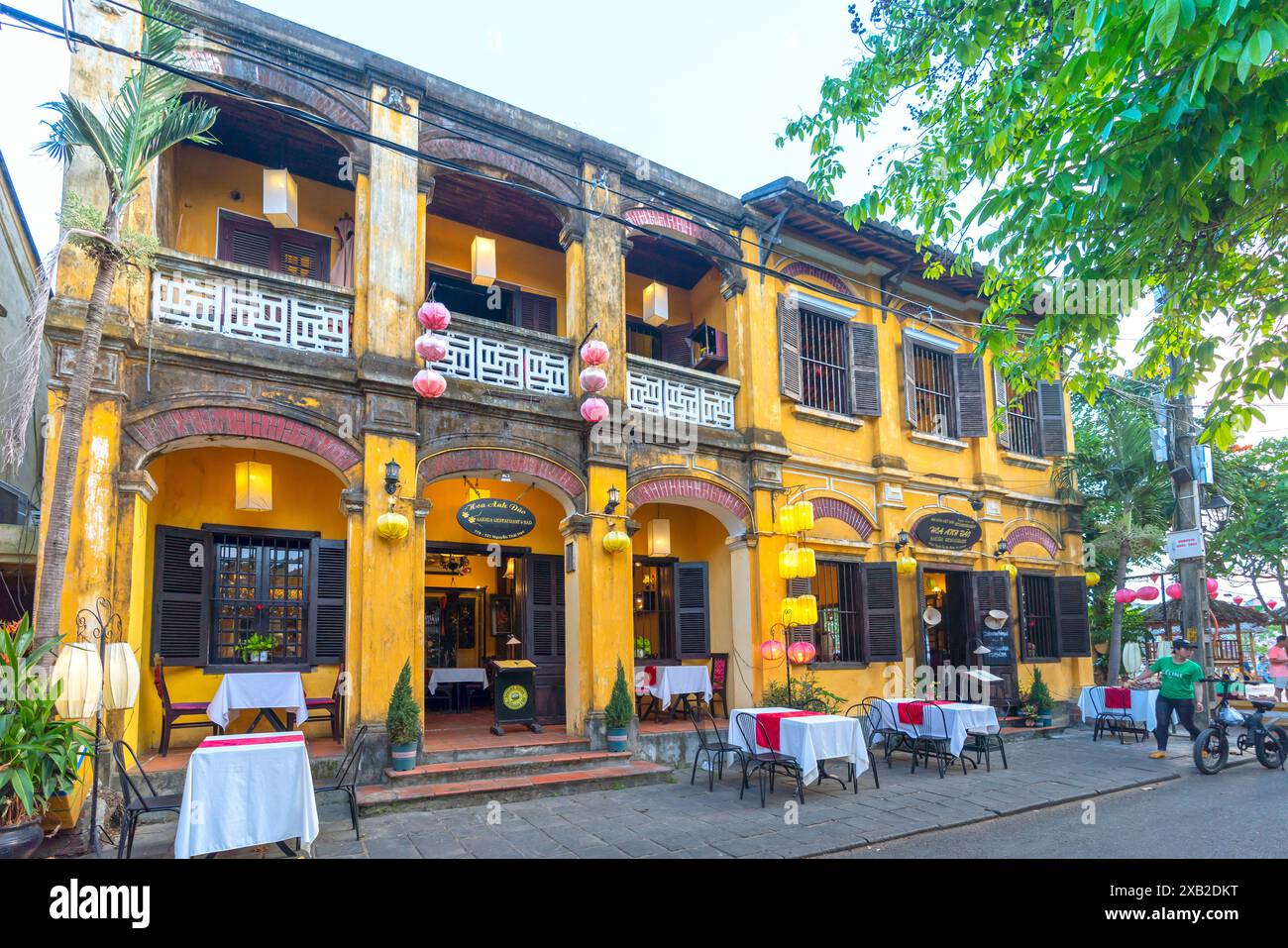 Old buildings in Hoi An town, Buildings redecorated as restaurants or ...