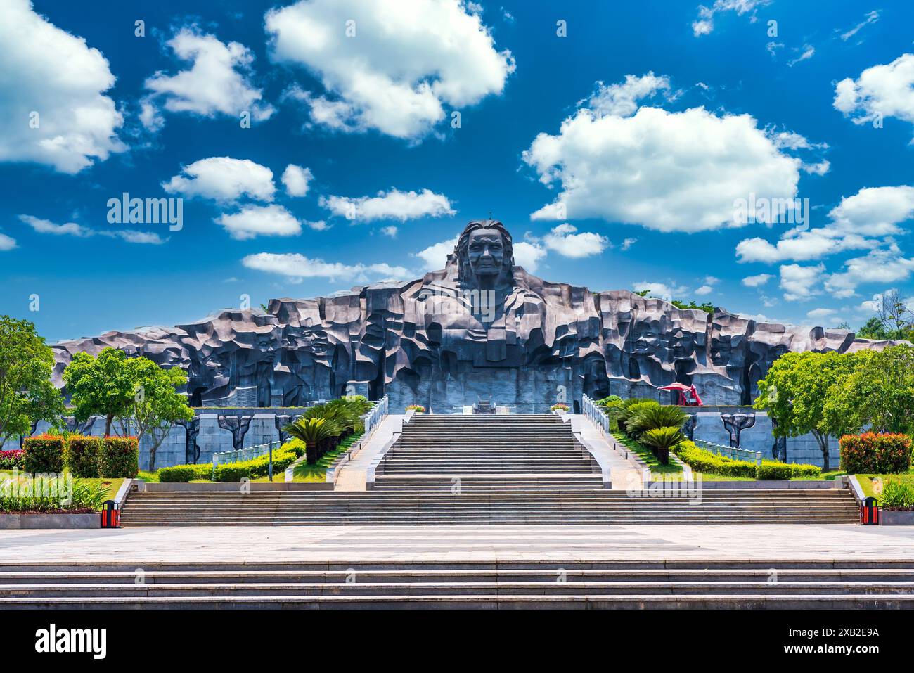 Architectural beauty statue women Vietnam's biggest hero, this is ...