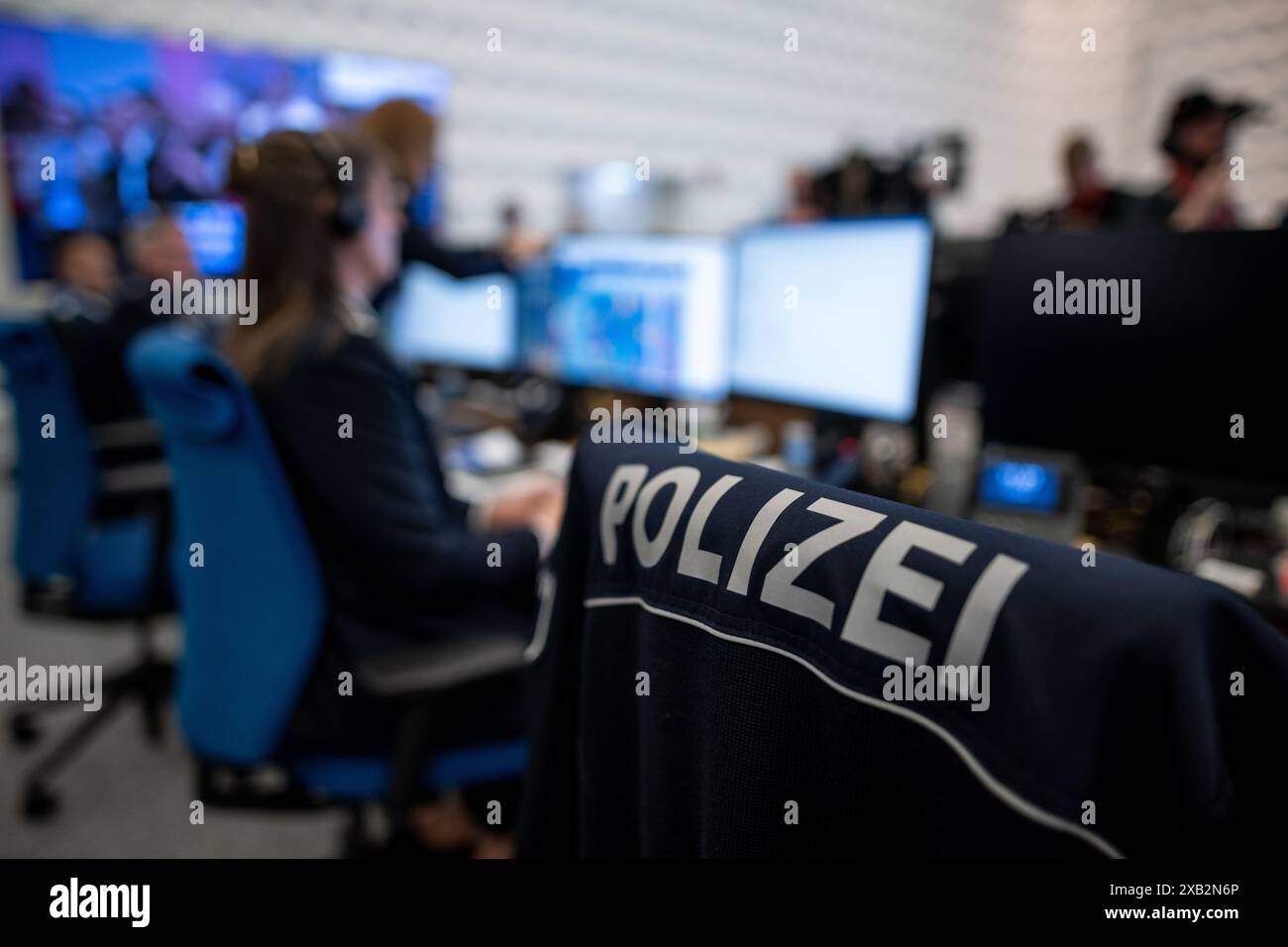 Neuss, Germany. 10th June, 2024. "Police" is written on the jacket of a ...