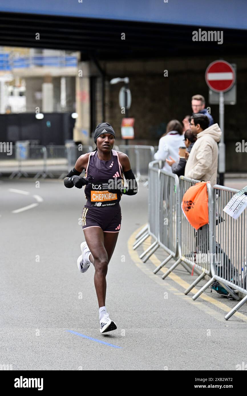Sheila Chepkirui, Kenyan women's elite competitor, 2024 London Marathon ...