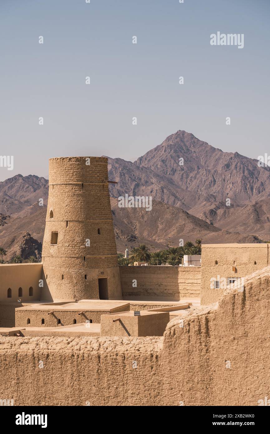 A traditional Omani fort made of sun-dried clay bricks stands ...