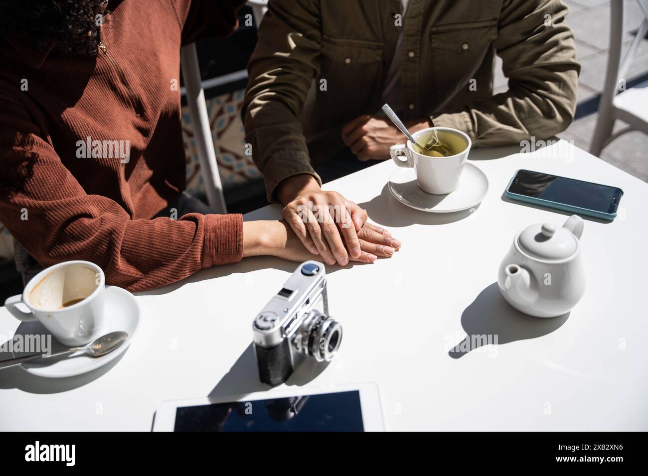 A multiethnic couple, composed of a Chinese man and a Hispanic woman ...