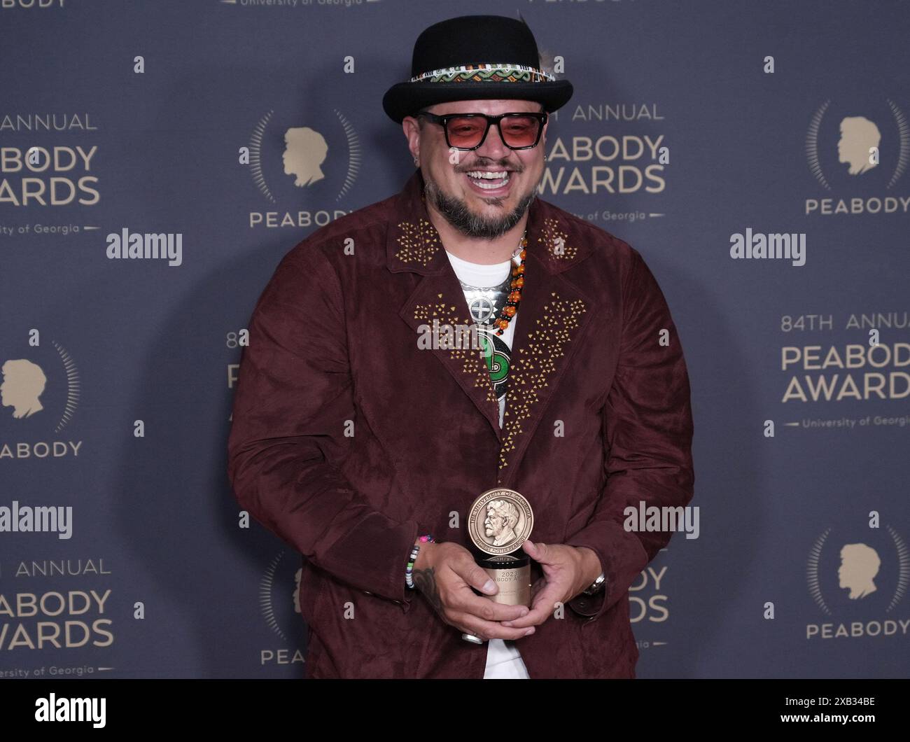 Los Angeles, USA. 09th June, 2024. Sterlin Harjo pose in the press room ...