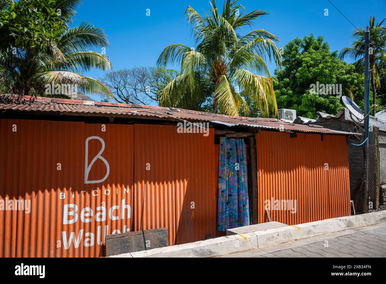 Bitcoin beach el salvador hi-res stock photography and images - Alamy