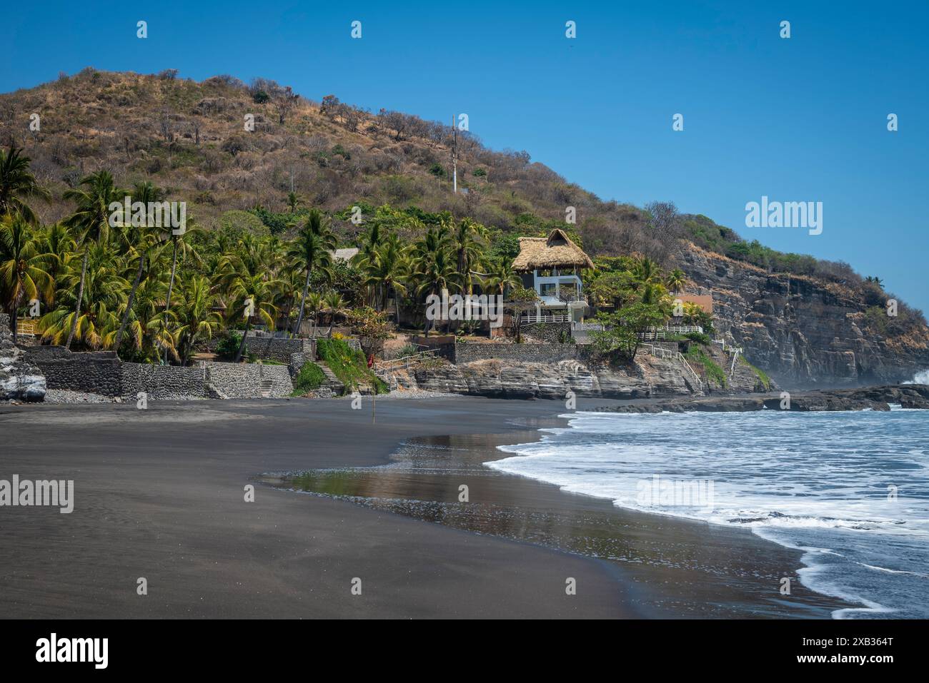 Beach in El Zonte, surf town in La Libertad department, El Salvador ...