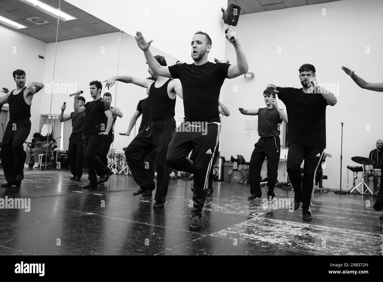 The dancer Manuel Liñan during his performance of the preview of his ...