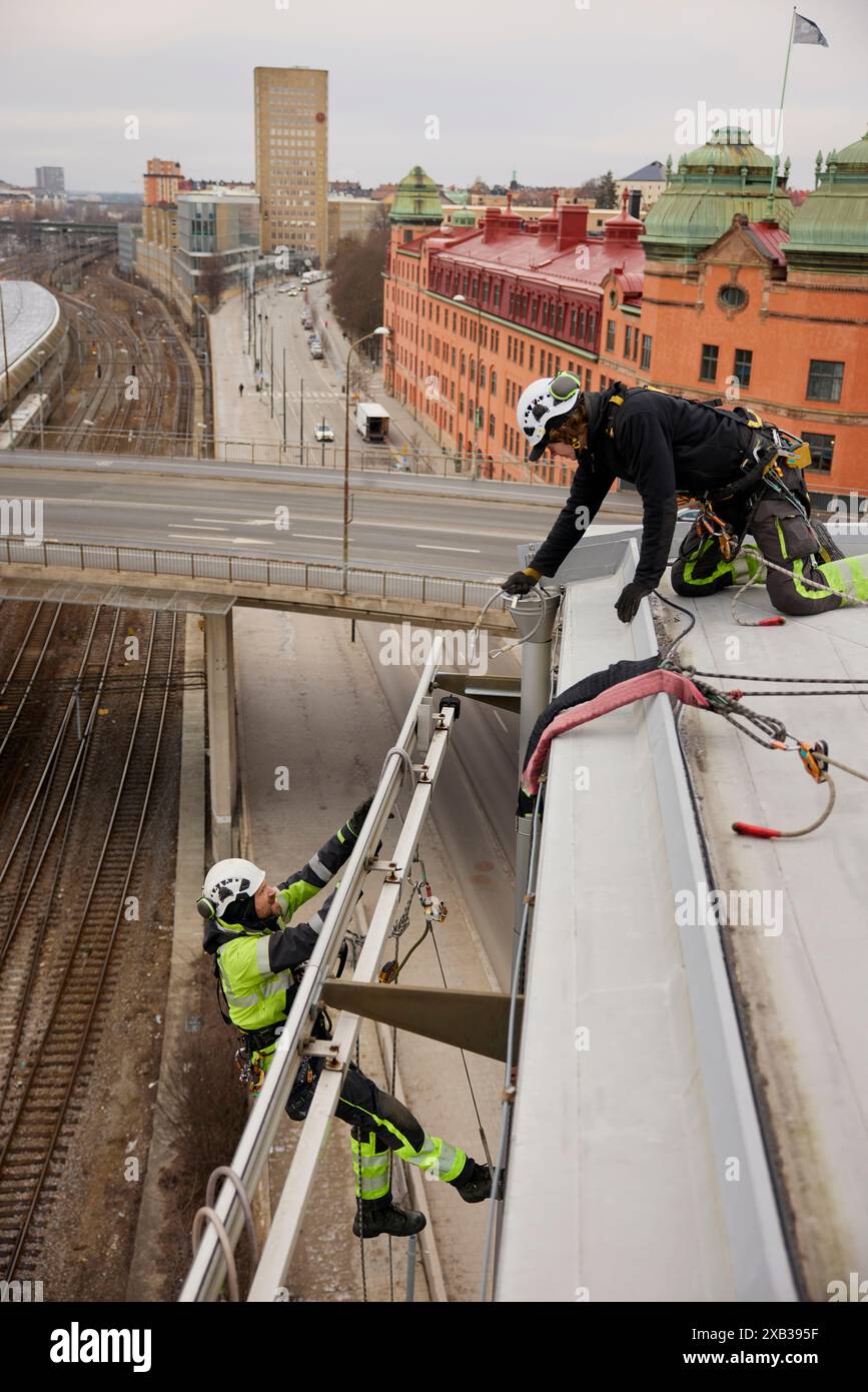 Coworker collaboration hi-res stock photography and images - Alamy