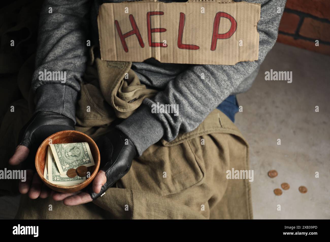 Sign donations poor hi-res stock photography and images - Alamy