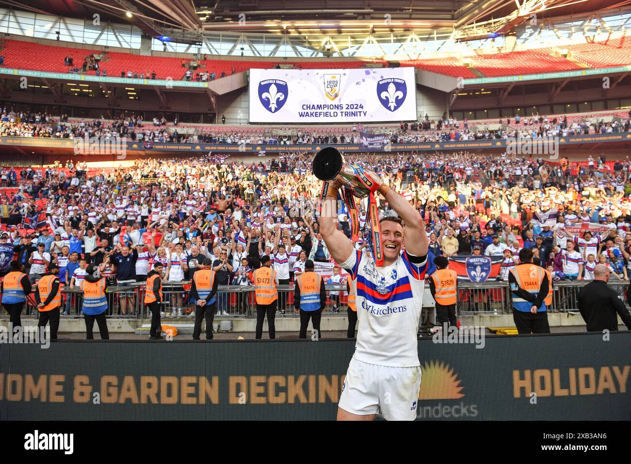 London, England - 8th June 2024 - Wakefield Trinity's captain Matty ...