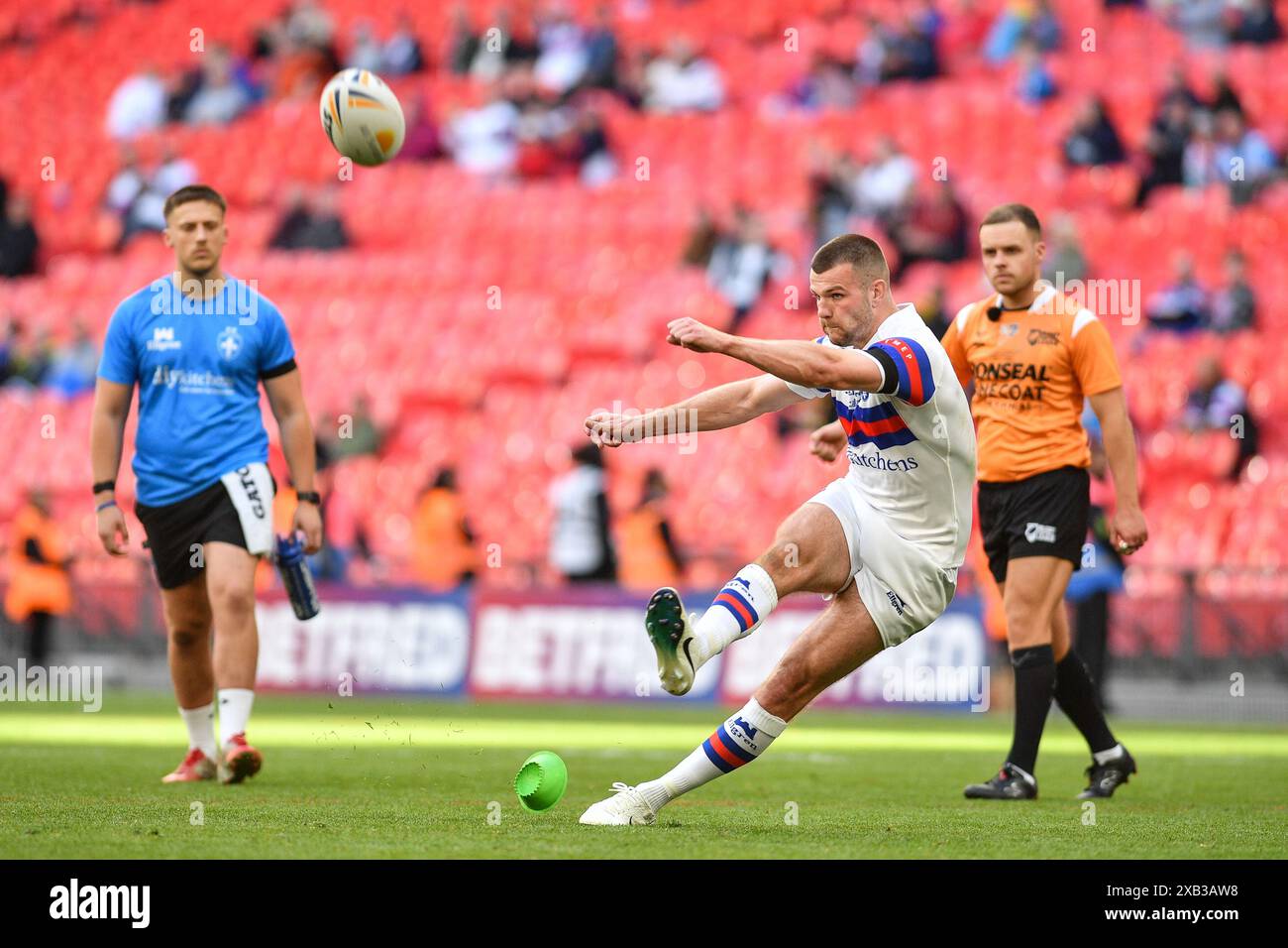 London, England - 8th June 2024 - Wakefield Trinity's Max Jowitt kicks ...