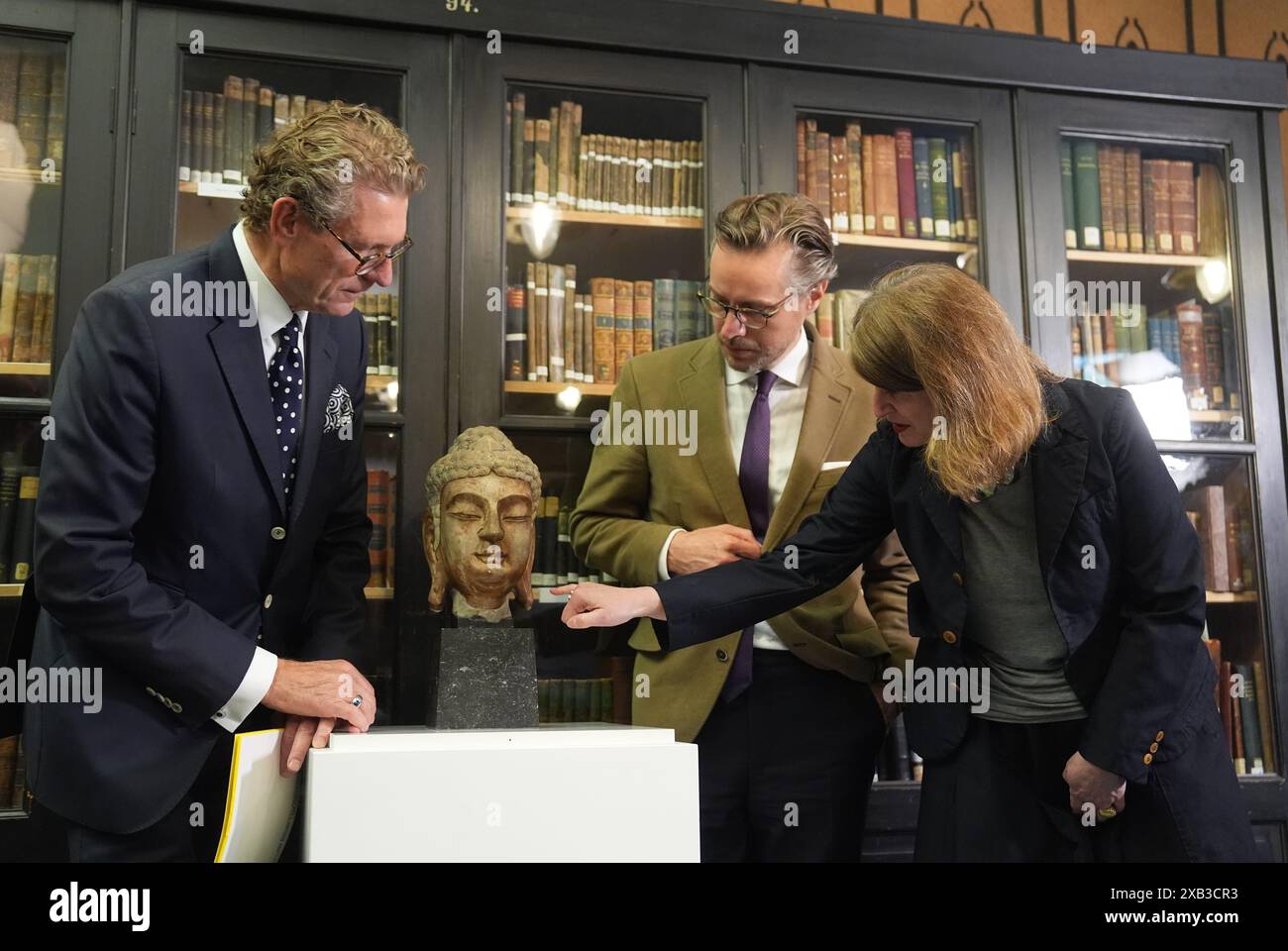 10 June 2024, Hamburg: Barbara Plankensteiner (r), Director of the ...