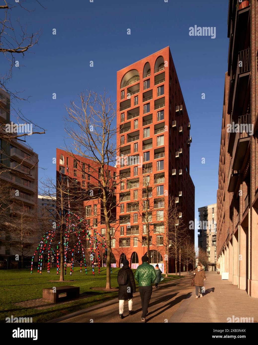 Oblique building elevation across Lewis Cubitt Park. Cadence - King's ...