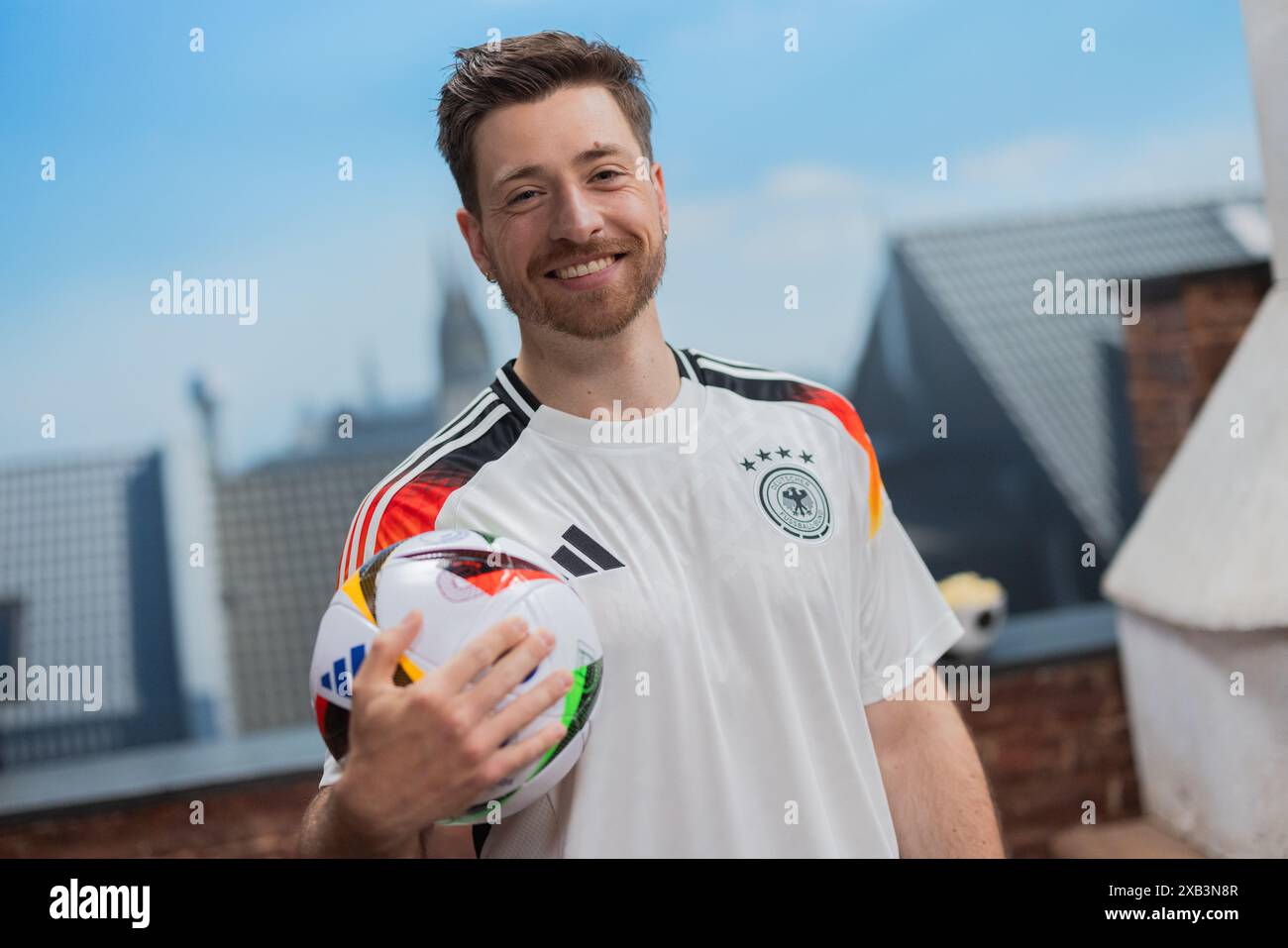 PRODUCTION - 10 June 2024, North Rhine-Westphalia, Cologne: Dominik ...