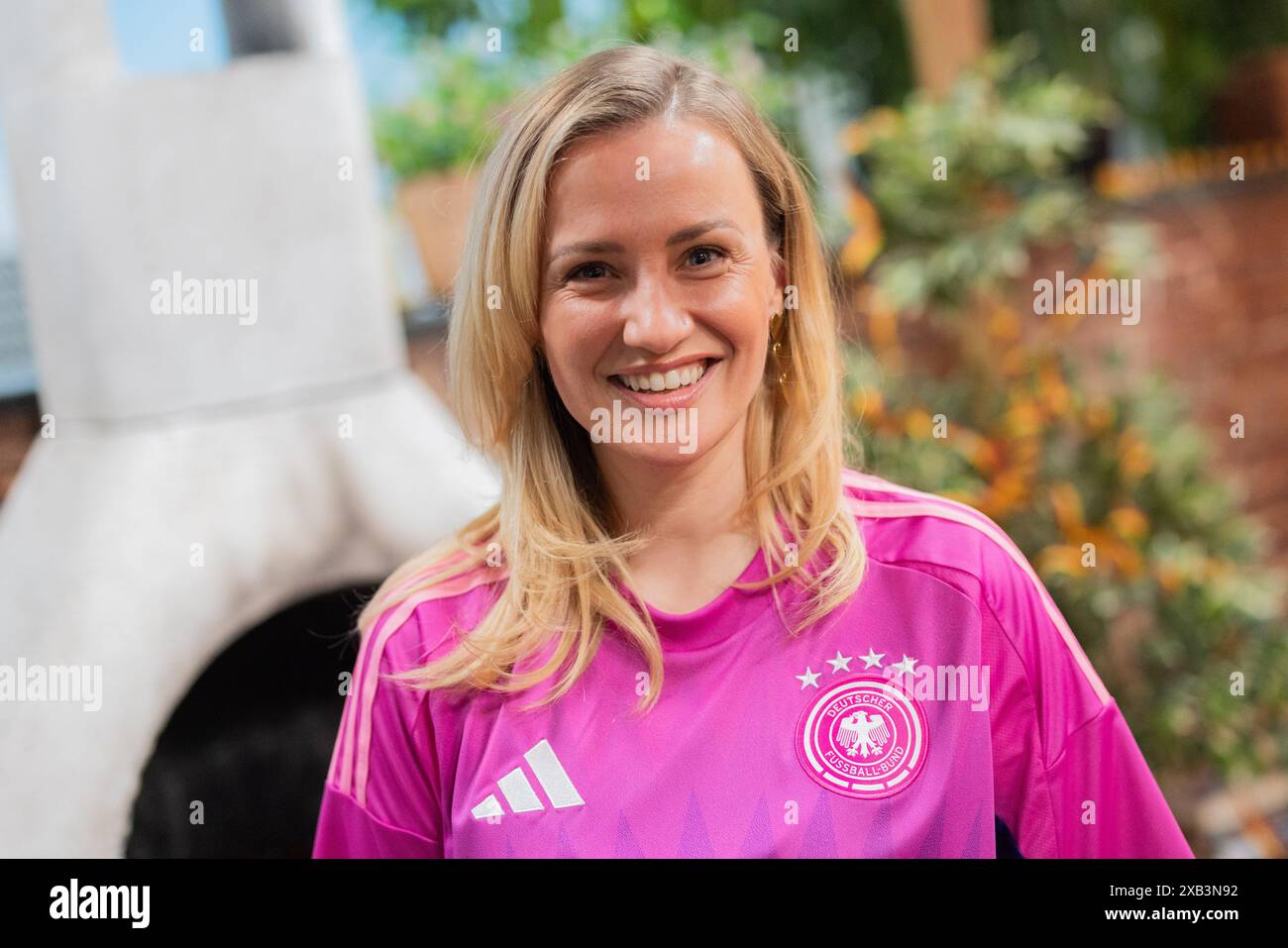 Cologne, Germany. 10th June, 2024. Ania Niedieck, actress, stands at a ...